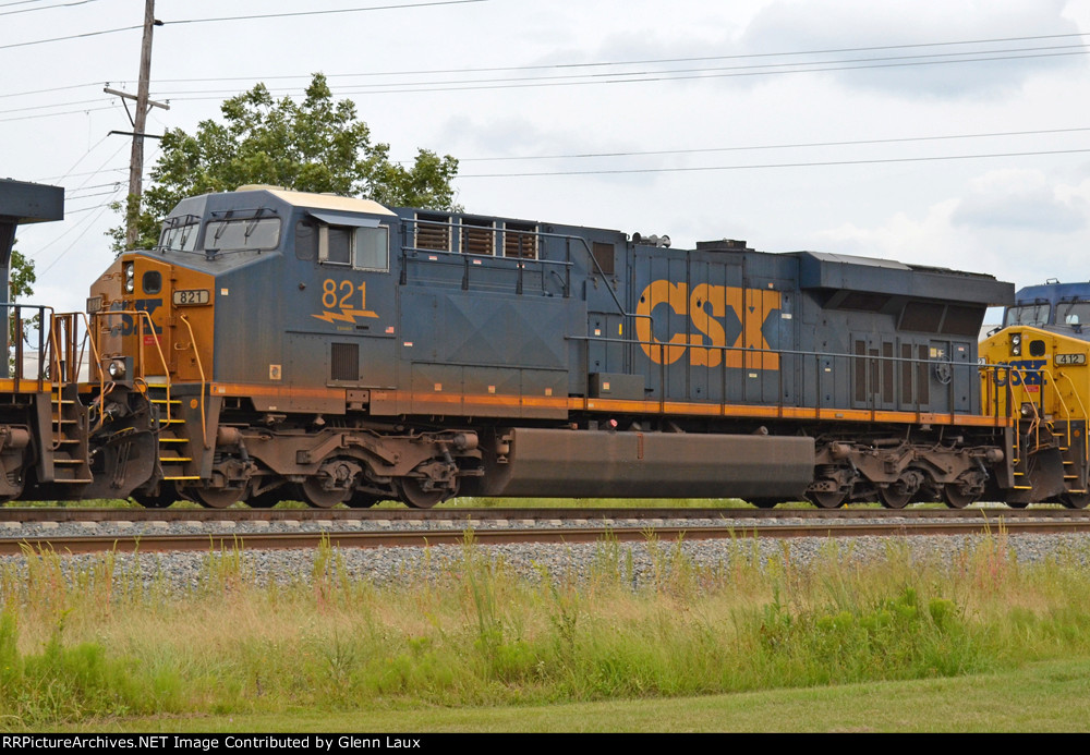 CSX 821